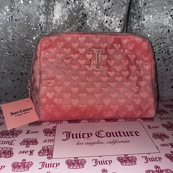 Juicy Couture | Bags | Juicy Couture Pink Heart Pattern Makeup Bag ...